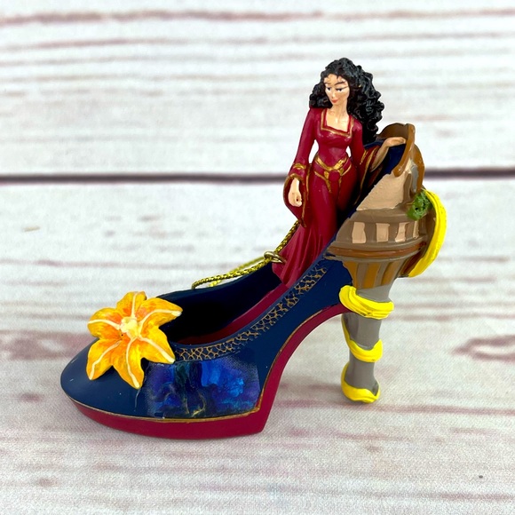 Disney | Holiday | Disney So Good To Be Bad Villains Shoe Collectible ...